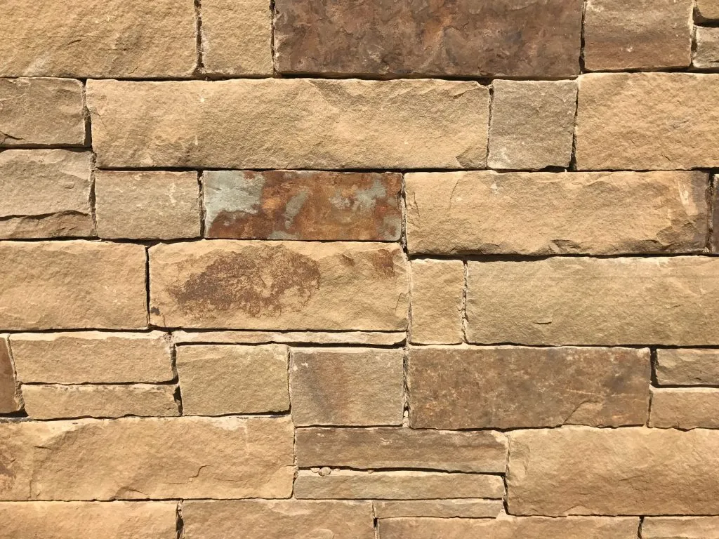 Modern House Stone - Leo Brown Cut OKC | Richburg Stone